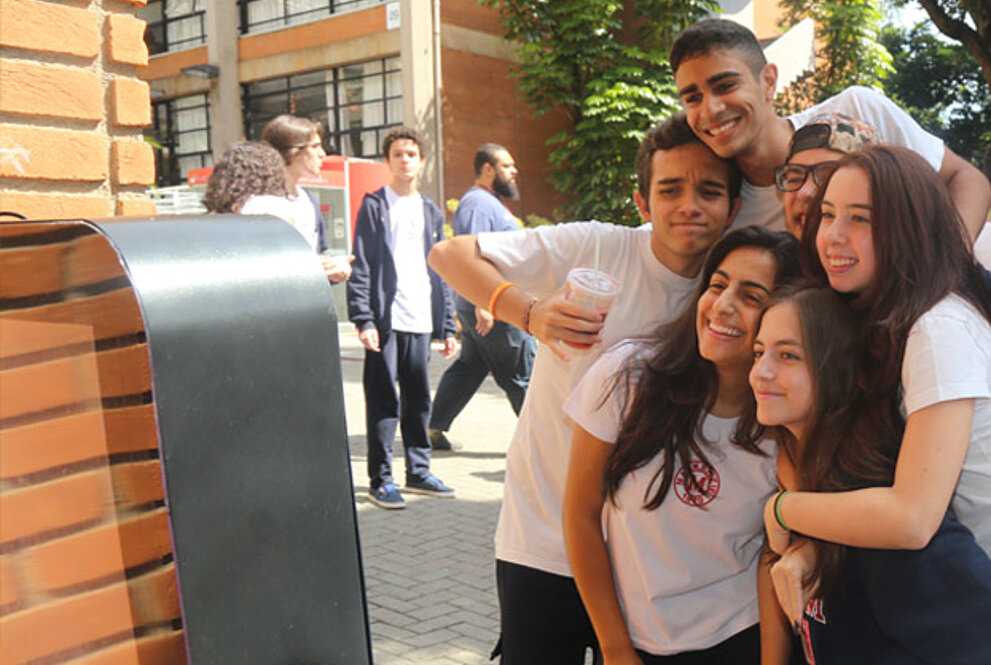 Colégio Mackenzie realiza ação na volta às aulas | Mackenzie