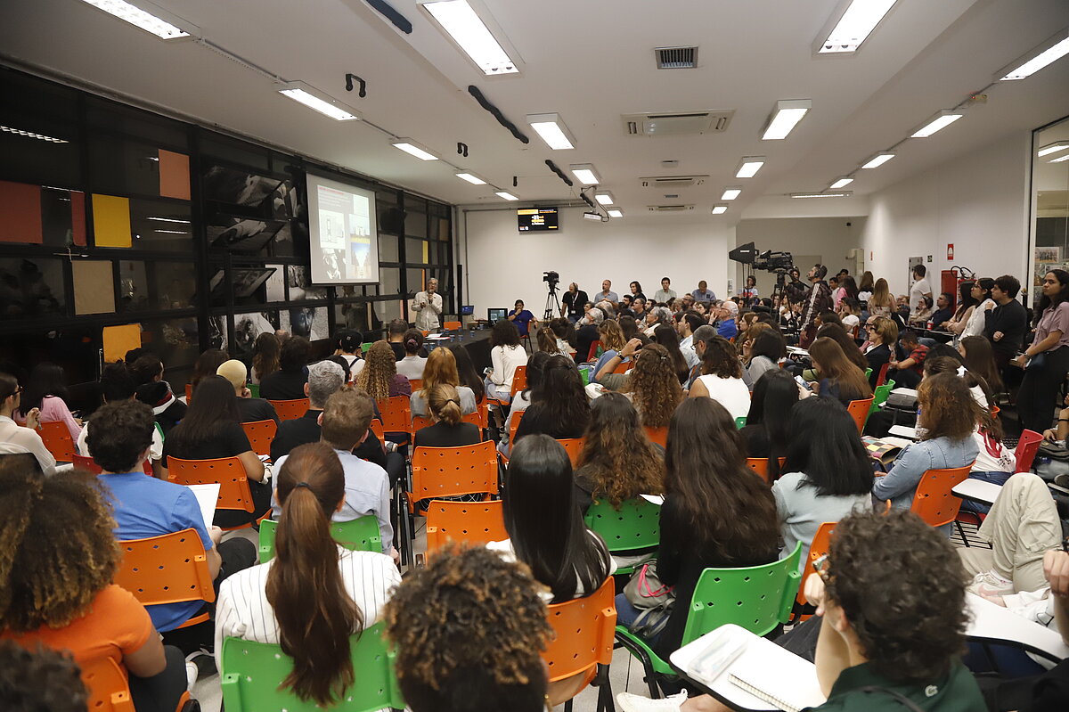Palestra internacional marca abertura do semestre da FAU | Mackenzie
