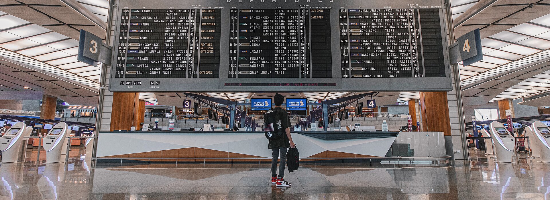 CNN: Regras diplomáticas beneficiaram que Bolsonaro entrasse nos EUA ...